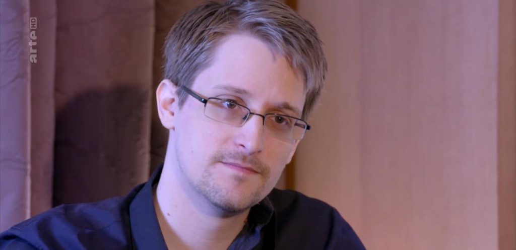 » Entretien avec Edward Snowden – Par Martin Knobbe et Jörg Schindler